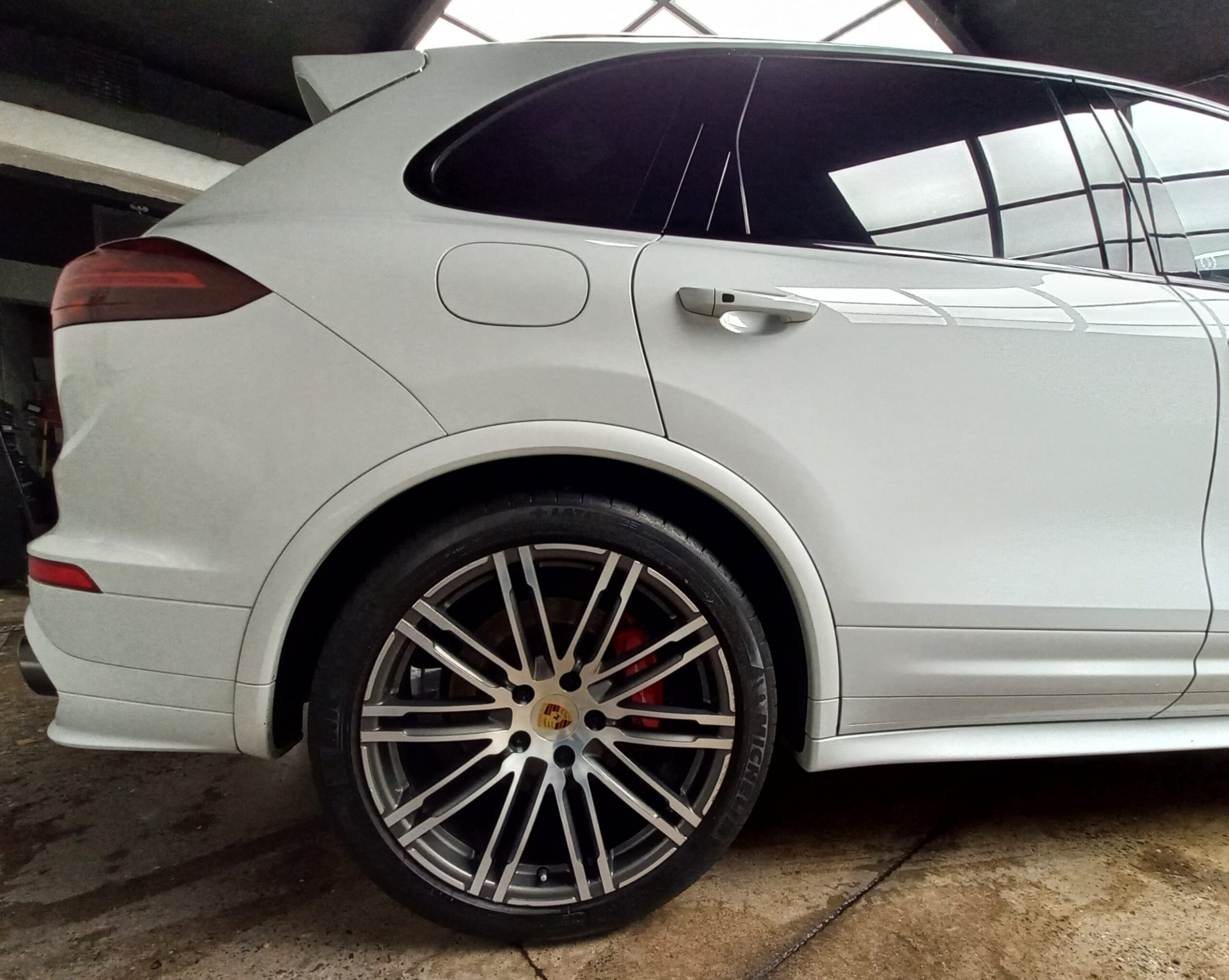 PORSCHE CAYENNE GTS E2.2 - ROSS